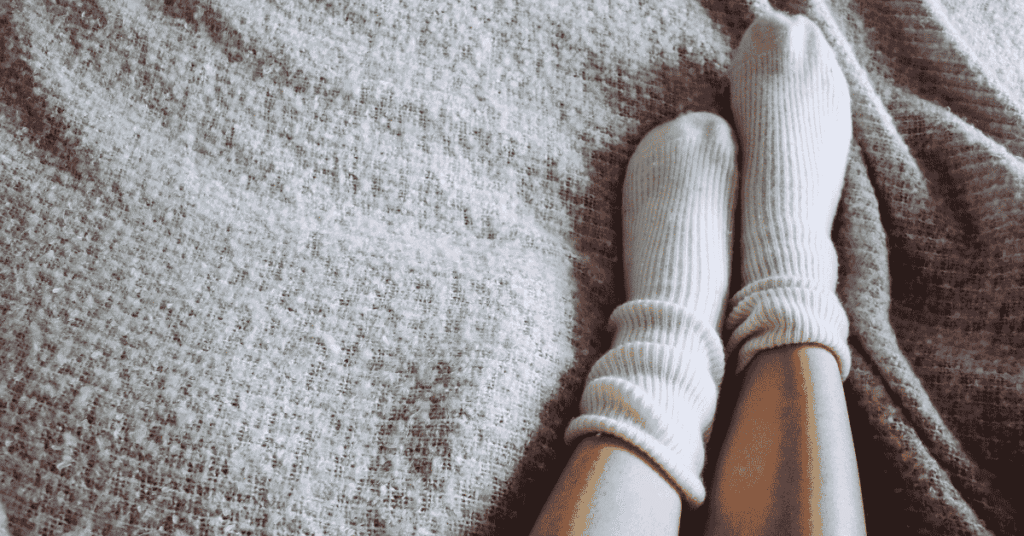 Cold Feet, Numb Toes: When to Worry About Poor Circulation - Laser ...